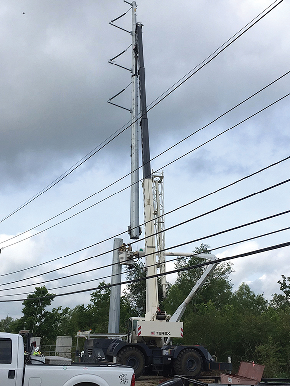 Entergy Energizes New 230-kV Transmission Line | T&D World