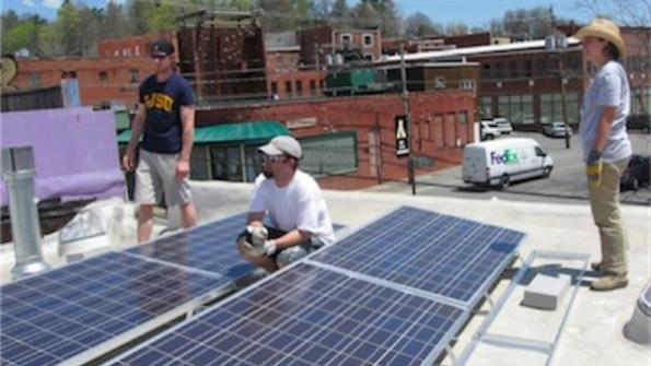 Guide to Community Solar: Utility, Private, and Non-profit Project ...
