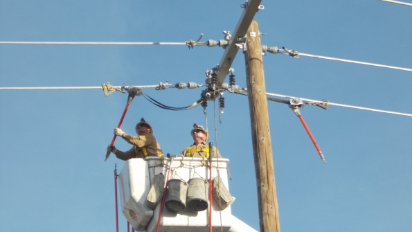 NV Energy Opts for Hot Stick Approach | T&D World