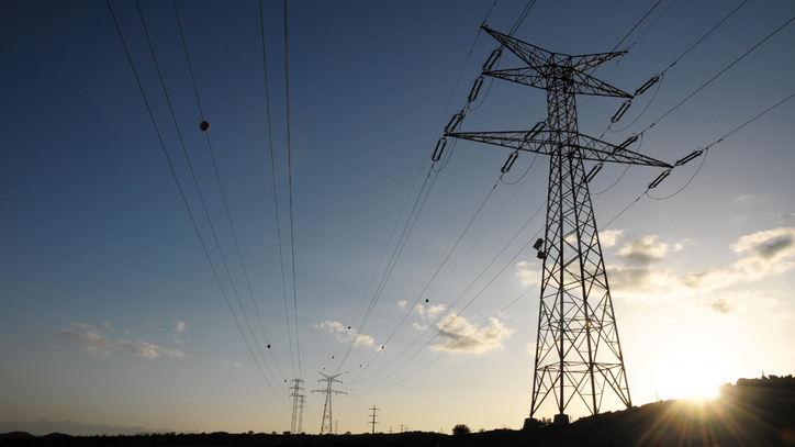 American Transmission Co. Energizes Electric Reliability Project | T&D World