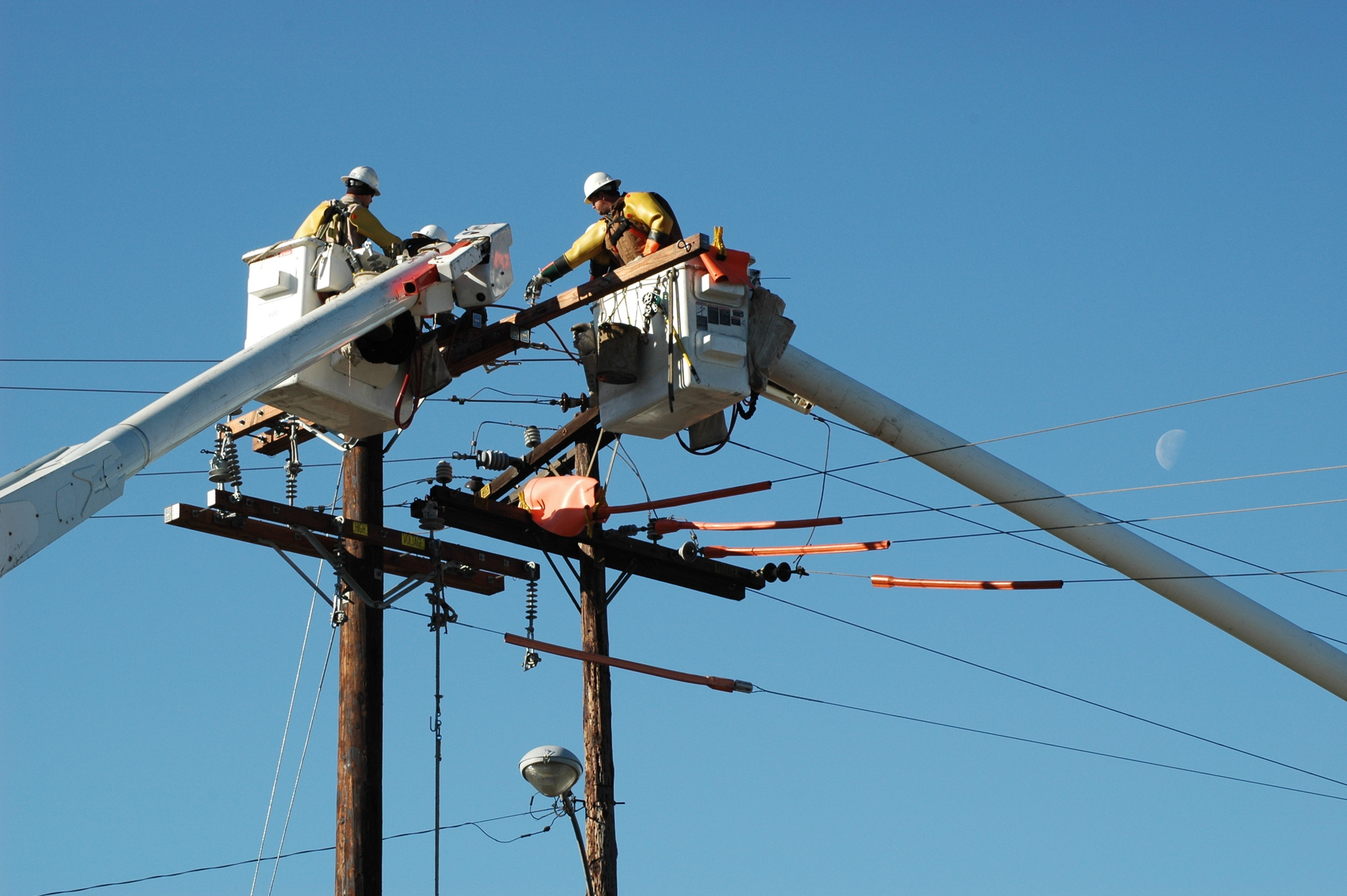National Lineman Appreciation Day to Honor Line Trade on April 18 | T&D ...