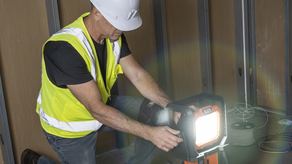 Klein Tools Introduces Portable Lighting and Power Solution | T&D World