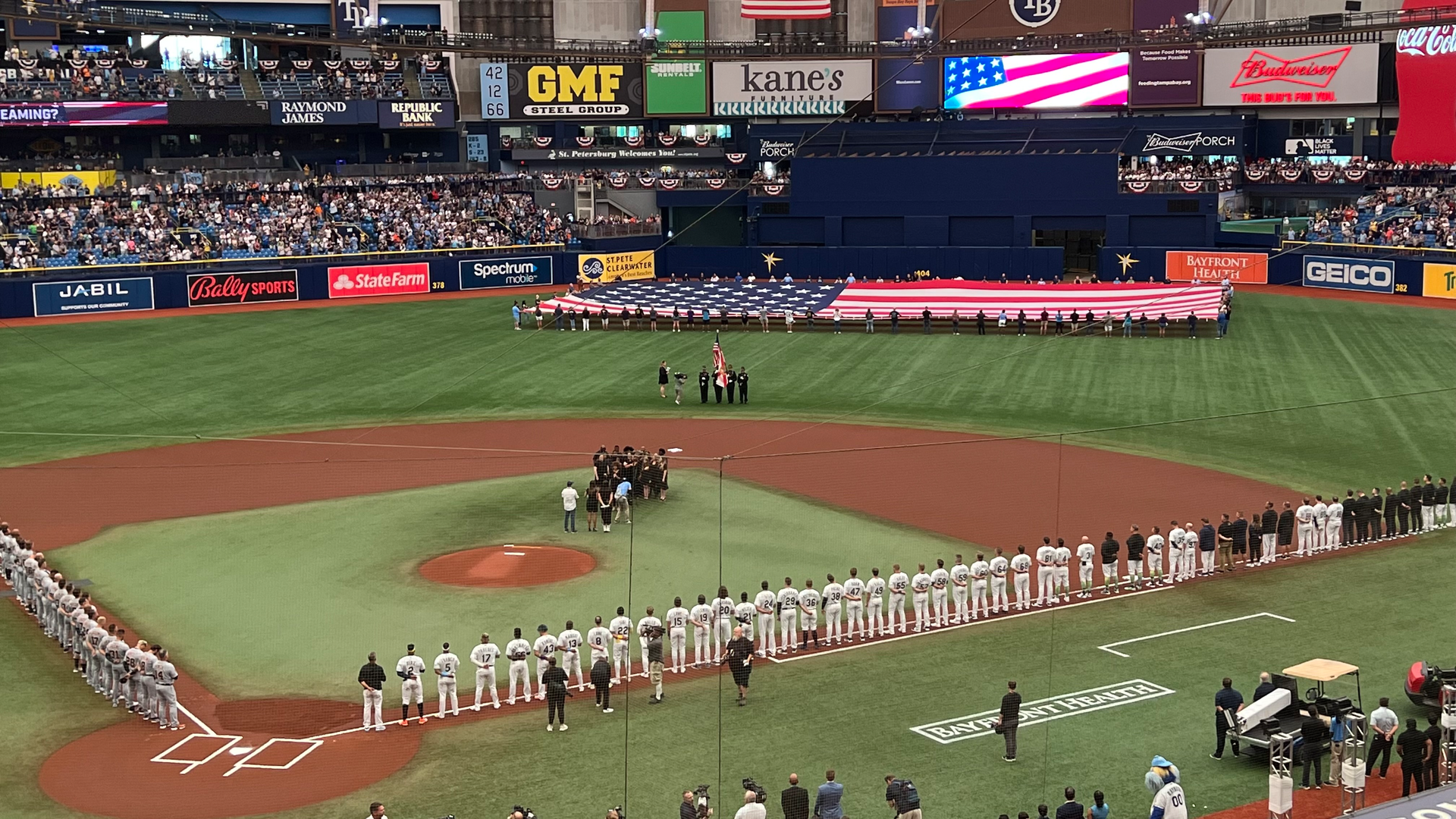 Duke Energy Florida Lineworkers Honored at Tampa Bay Rays Opening Day ...
