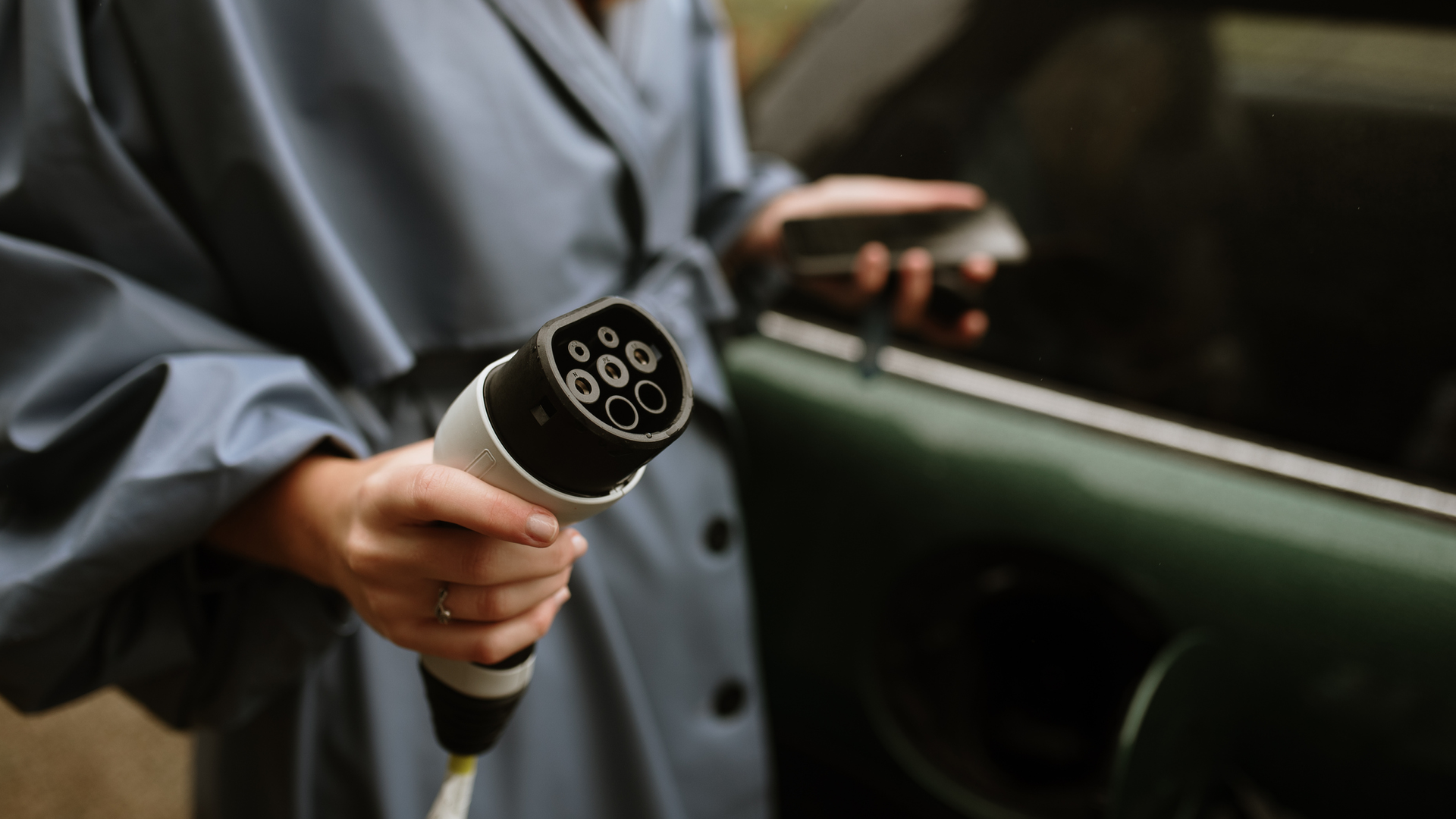 EV-Charging Blue-Light Special In Automotive | T&D World