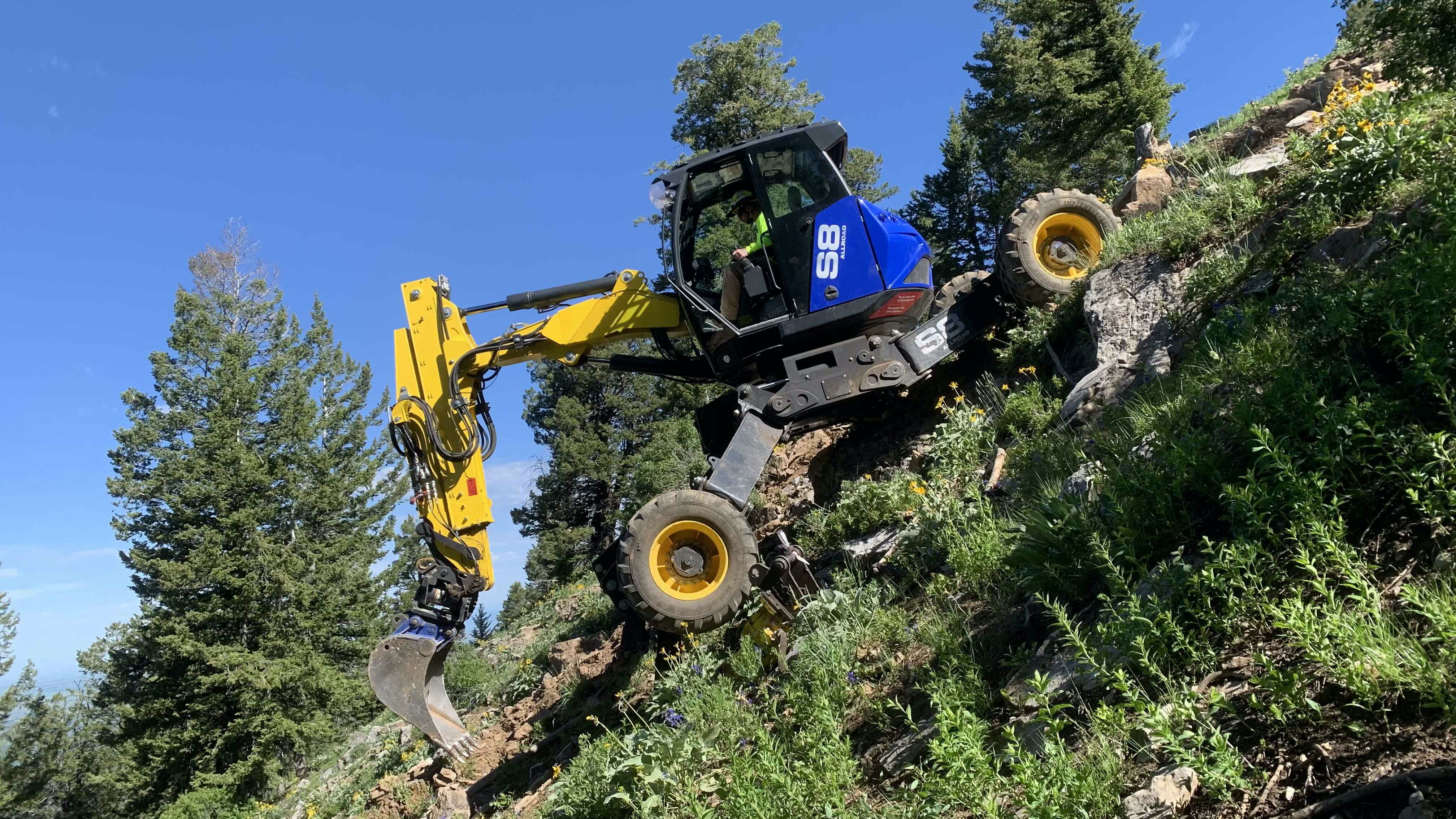 Spider Excavators In Action | T&D World