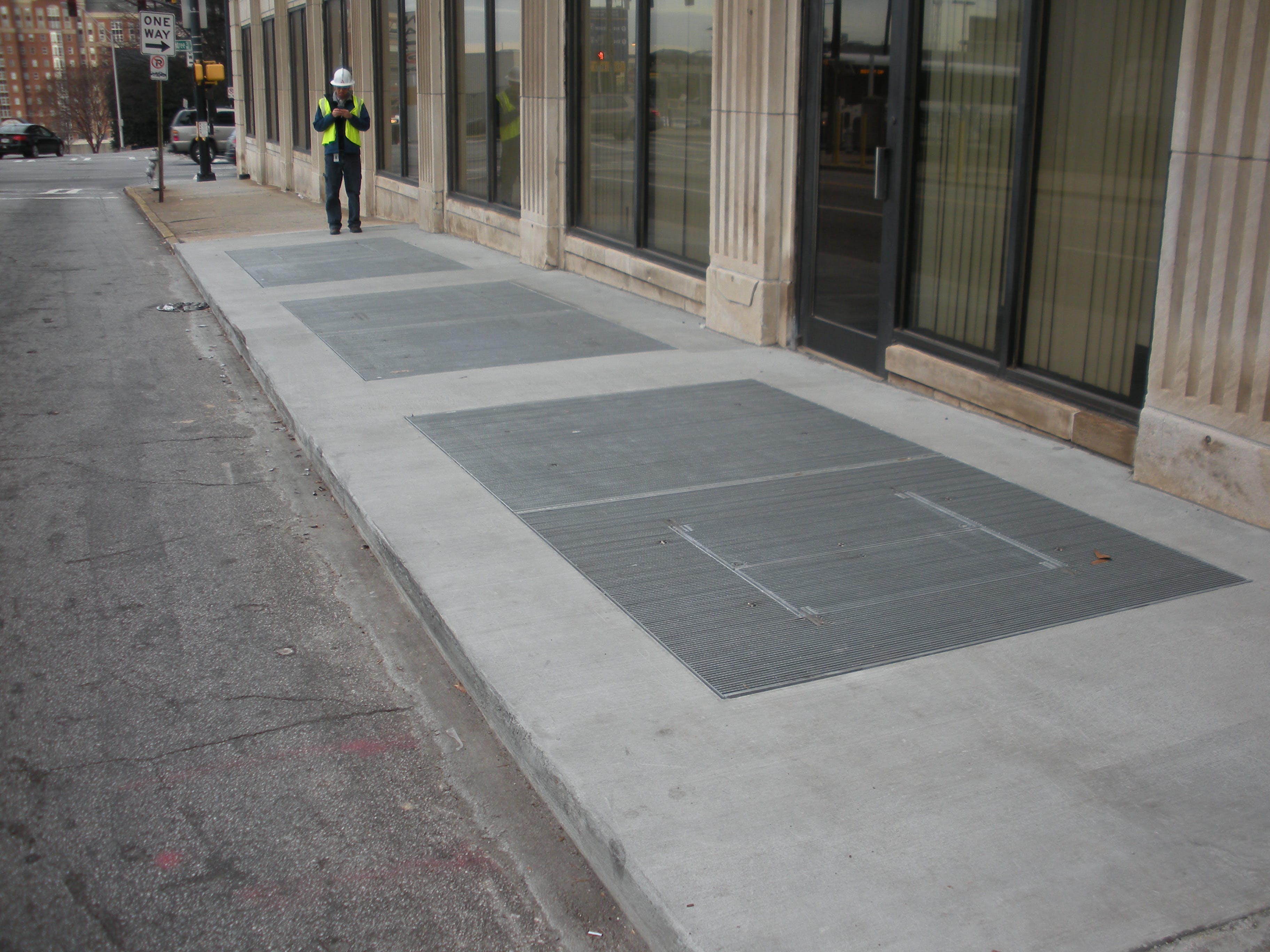 Push for Undergrounding Drives Advances in Vault Covers | T&D World